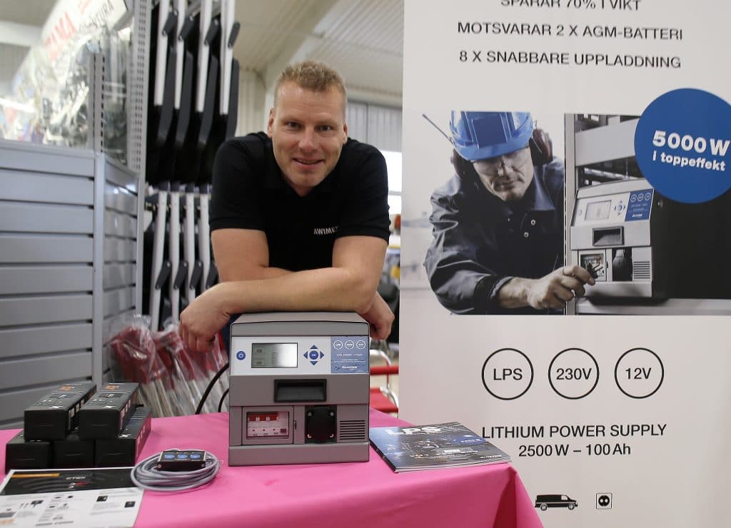 Litiumbatterier i kompakt allt-i-ett-system - CampingSverige.se